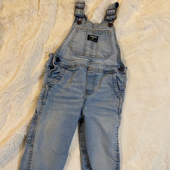 OshKosh B'gosh | Bottoms | Euc Oshkosh 24 Month Boys Overalls | Poshmark
